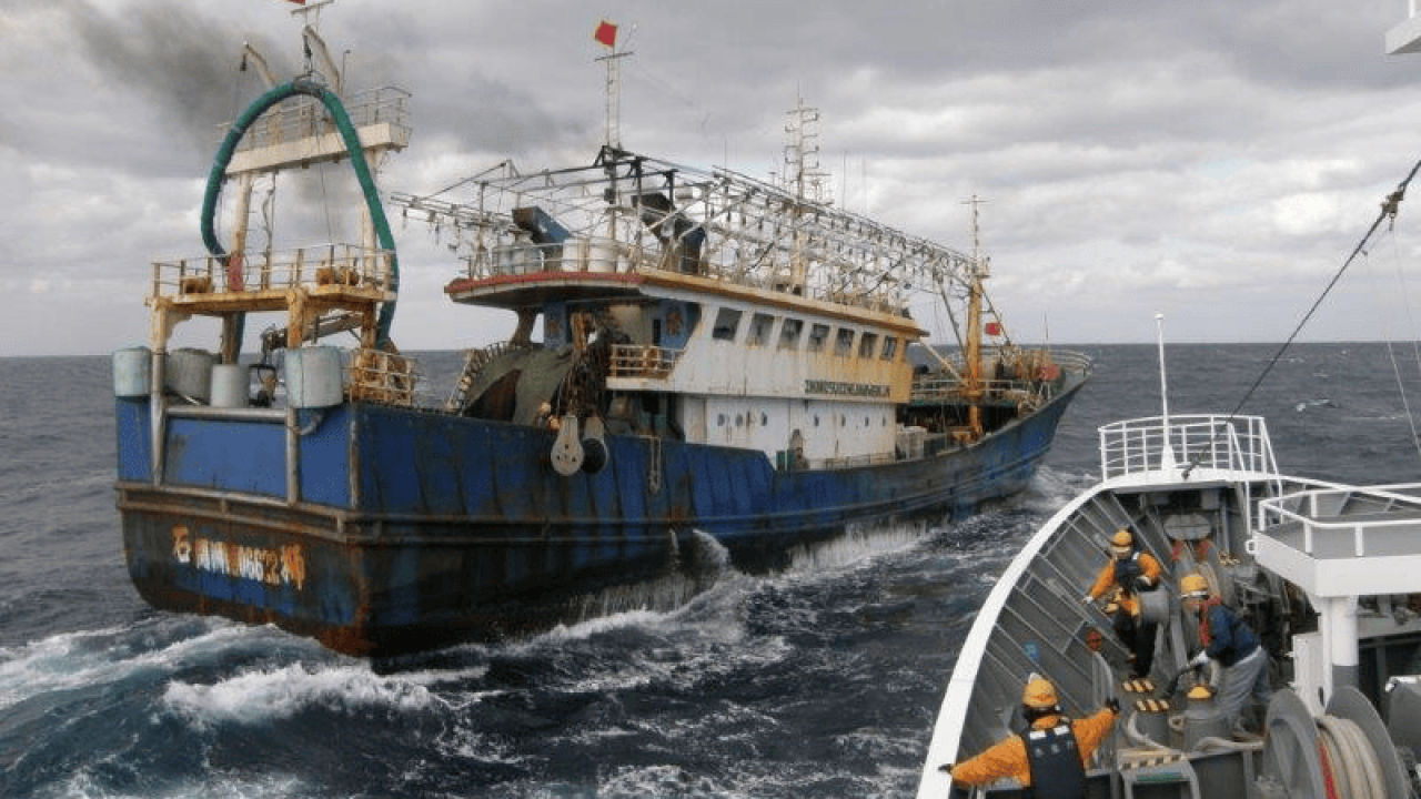 Japan’s Seizure of Chinese Fishing Boat Signals Harder Line as Regional ...